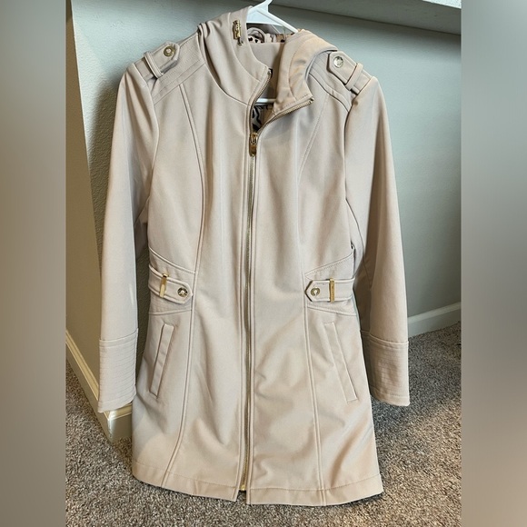 Via Spiga | Jackets & Coats | Water Repellent Softshell Jacket | Poshmark